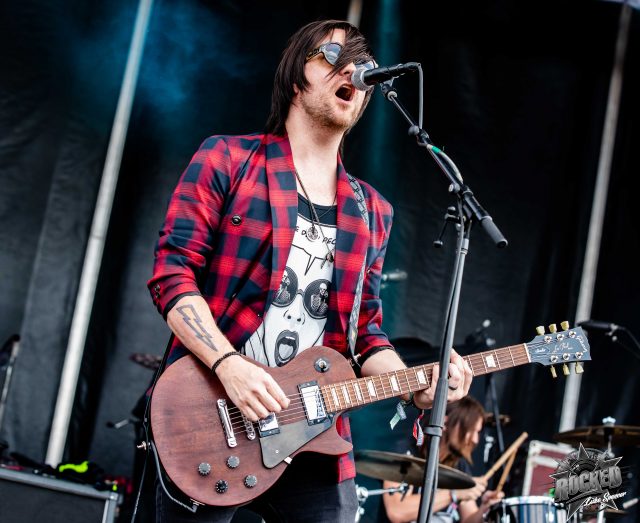 Dead Posey Play Their Biggest Audience So Far at Louder Than Life ...